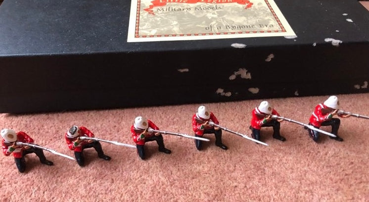 Little Legion - Toy Soldiers - Six 24th Soldiers Kneeling Firing at Ro ...